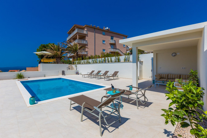 Villa Ria Deluxe apartments with pool, Sveti Petar, Dalmatia